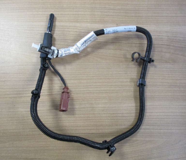 Original Dosierleitung Einspritzventil Reduktionsmittel Audi A6 ...
