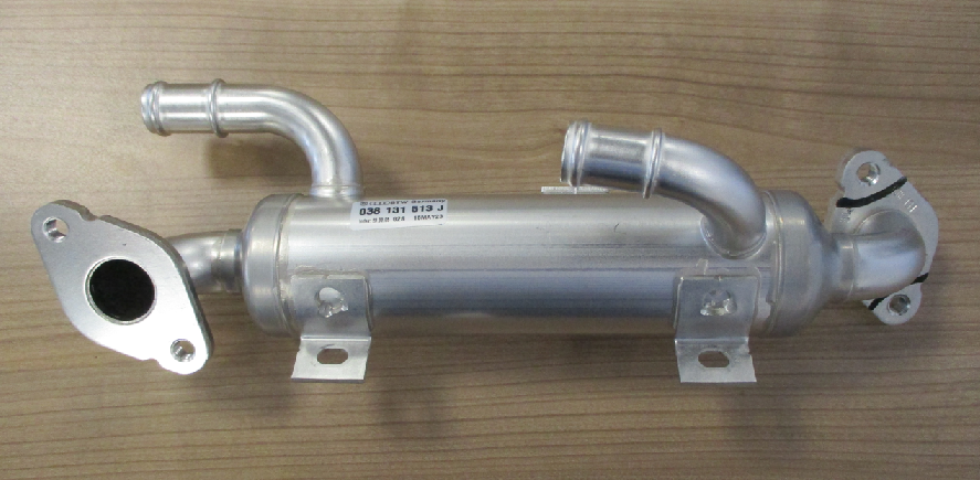 Original Kühler für Abgasrückführung mit Dichtungen VW T5 038131513J ...